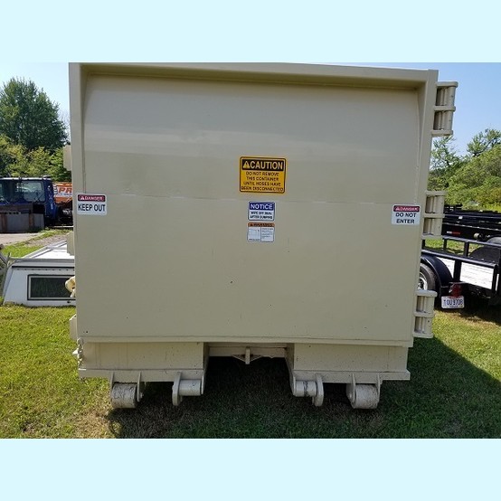 Savona Equipment Supplies 16 Cubic Yard TL Industries Self Contained