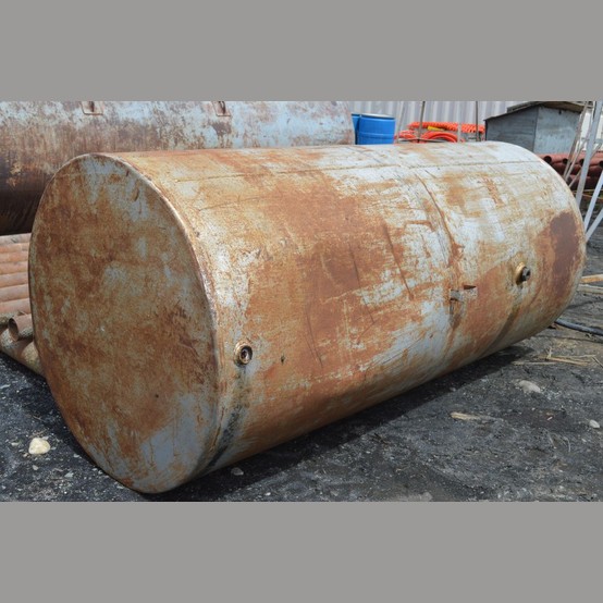 Savona Equipment Sells 660 Gallon Steel Tank