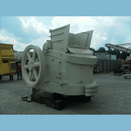 Savona Equipment Sells Traylor 28 in. x 36 in. Jaw Crusher