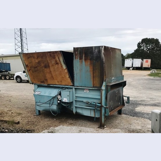 Marathon 2 Yard Stationary Compactor