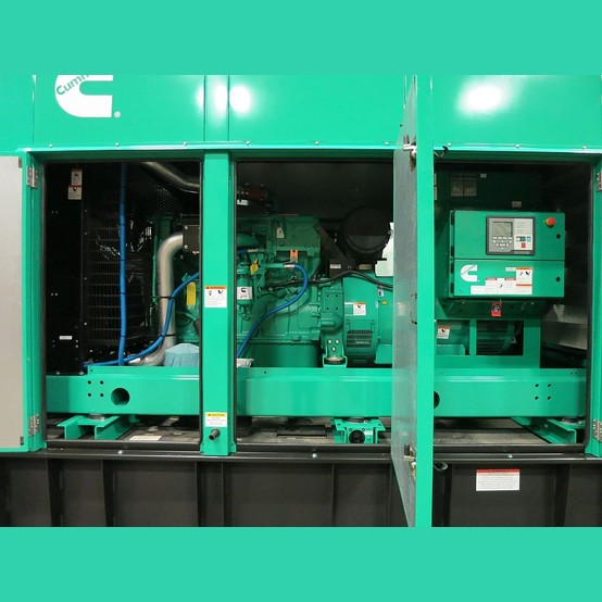 Cummins 500 kW Diesel Generator
