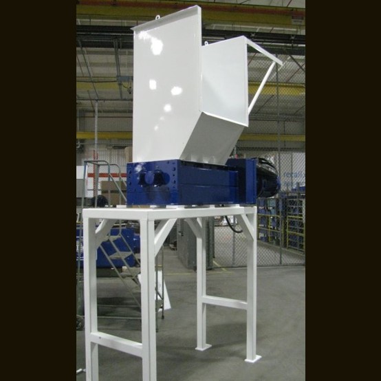 Shred-Tech ST-25E Dual Shaft Shredder