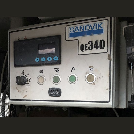 Sandvik QE340 Track Mounted Screen