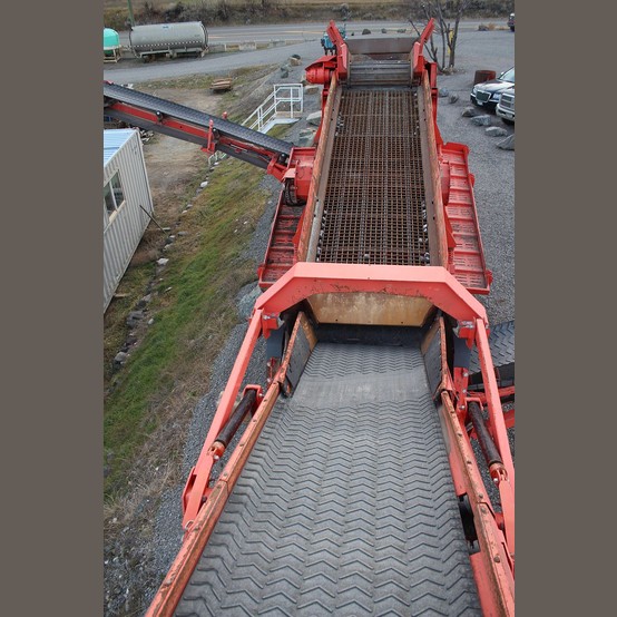 Sandvik QE340 Track Mounted Screen