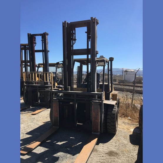 Hyster 15,000 lbs Forklift