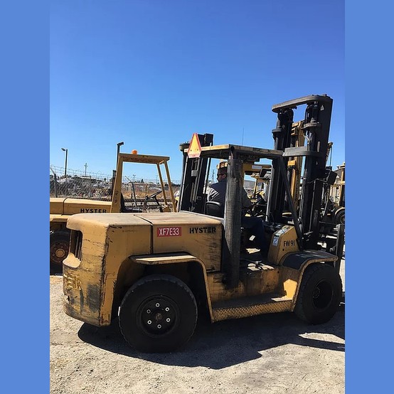 Hyster 15,000 lbs Forklift
