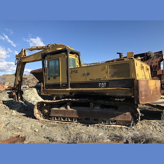 Caterpillar 235C Excavator