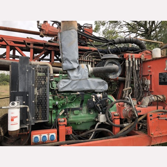 Perforadora de Diamante Sandvik DE710