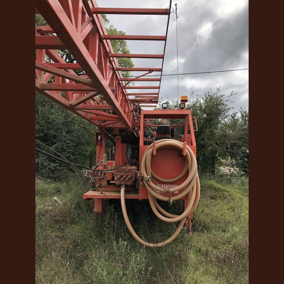 Perforadora de Diamante Sandvik DE710