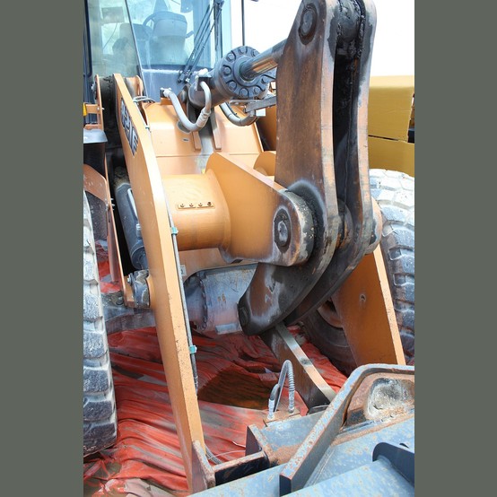 Case 821F Wheel Loader