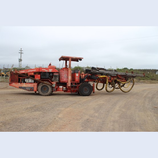 Sandvik DD320 2 Boom Jumbo Drill