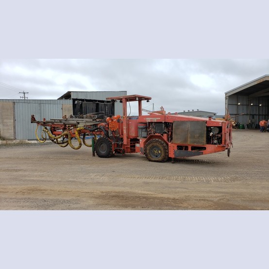 Sandvik DD320 2 Boom Jumbo Drill