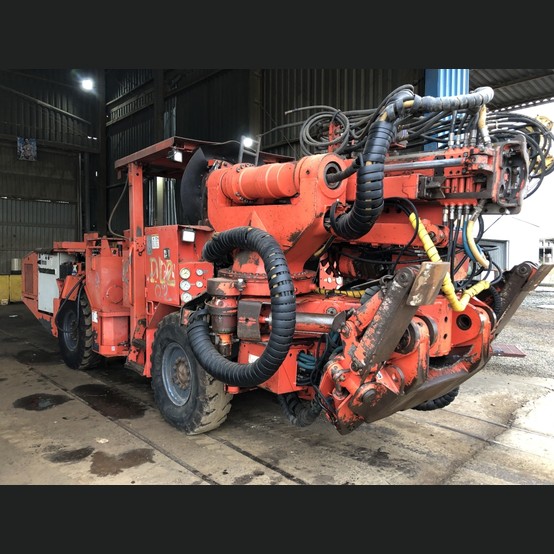 Perforadora Jumbo Sandvik DL310-7