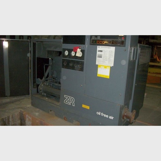 Used Atlas Copco Air Compressor. 800 CFM - 190 HP. Oil Free.