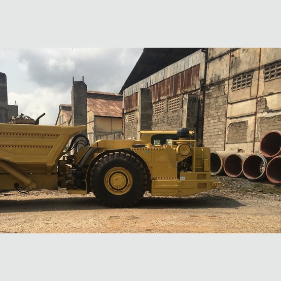 Caterpillar AD40 Underground Truck