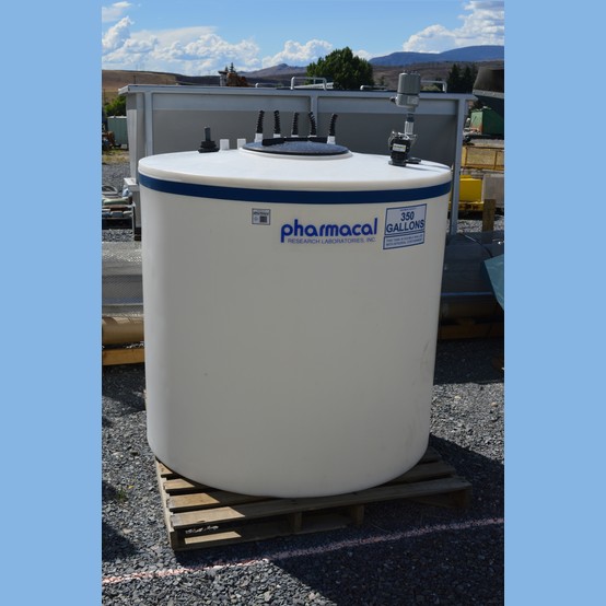 Pharmacal Research Industries 350 Gallon Tank