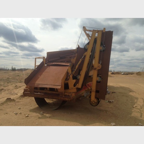 6 x 16 CEC 2 Deck Track Mounted Screener for Sale by Savona Equipment ...