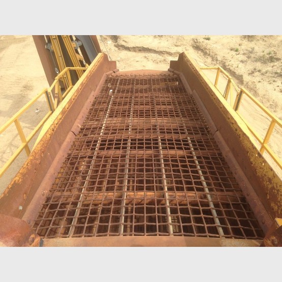 6 x 16 CEC 2 Deck Track Mounted Screener for Sale by Savona Equipment ...