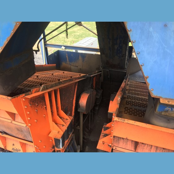 Tabor 10 ft. x 20 ft. 2 Deck Incline Screens