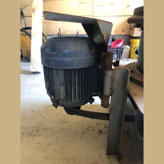 Massco 10 in. Lab Gyro-Cone Crusher