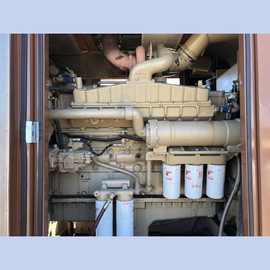 Cummins 600 kW Diesel Generator