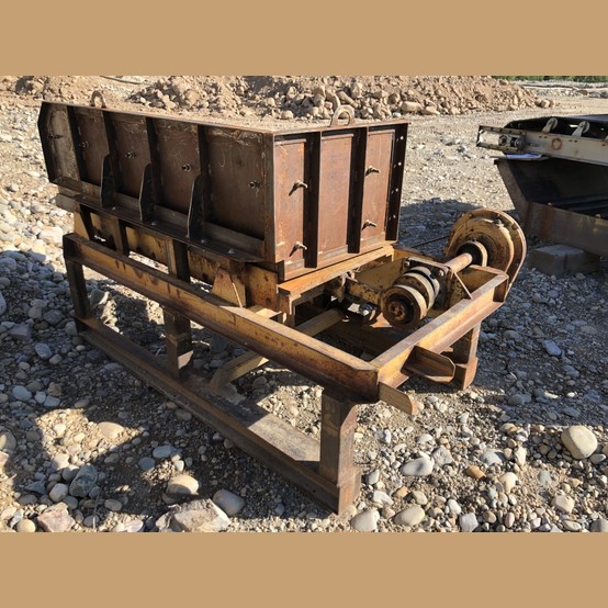 30 in. x 6 ft. Reciprocating Plate Feeder