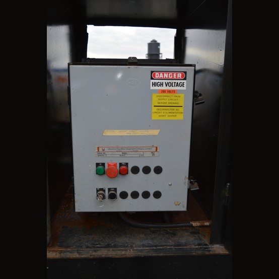 Universal Handling Equipment Compactor