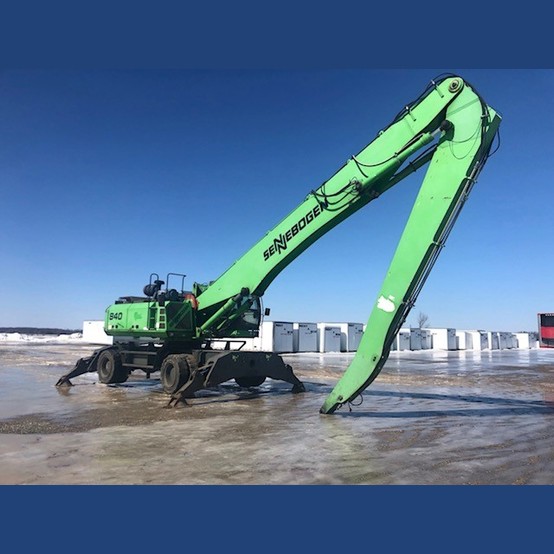 Sennebogen 840M Material Handler