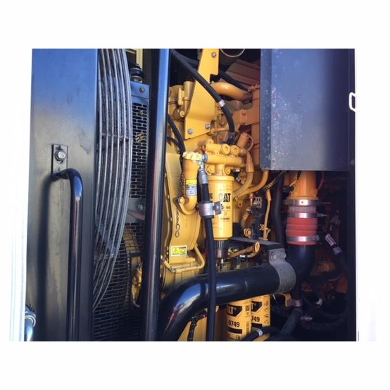 CAT 350 kW 240/480 Volt Diesel Generator