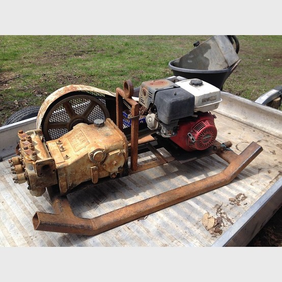 FMC Royal Bean 420 Triplex pump sold reconditioned by Savona Equipment ...