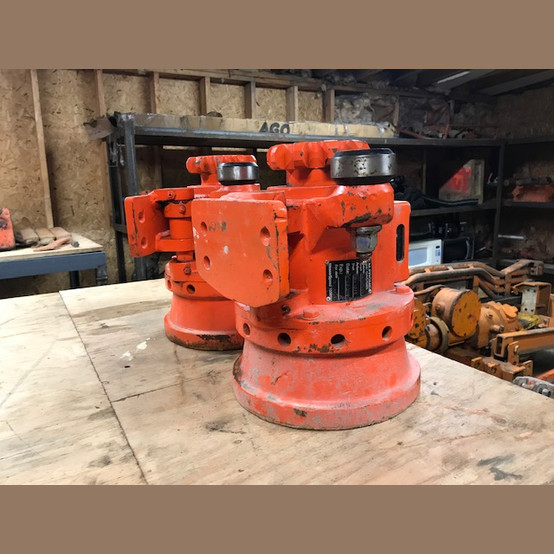 4 Units Alimak STH-5L Air 4 Complete Raise Climbers