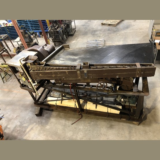 Deister No. 14 Concentrating Table