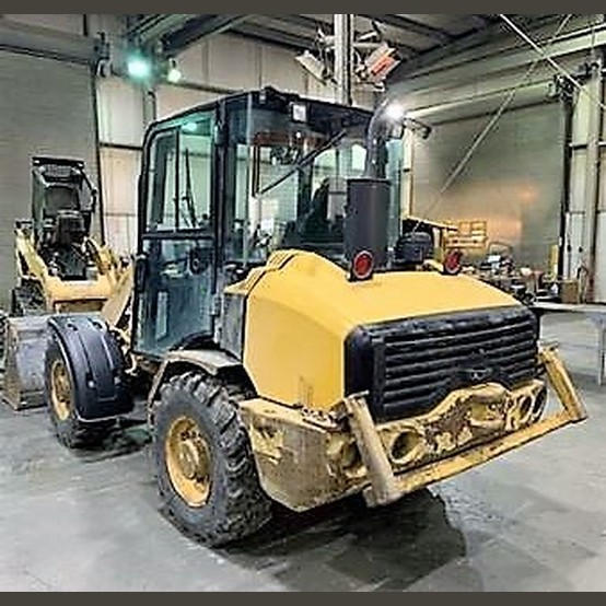 Caterpillar 906H Compact Wheel Loader