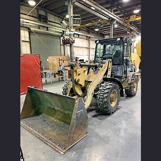 Caterpillar 906H Compact Wheel Loader