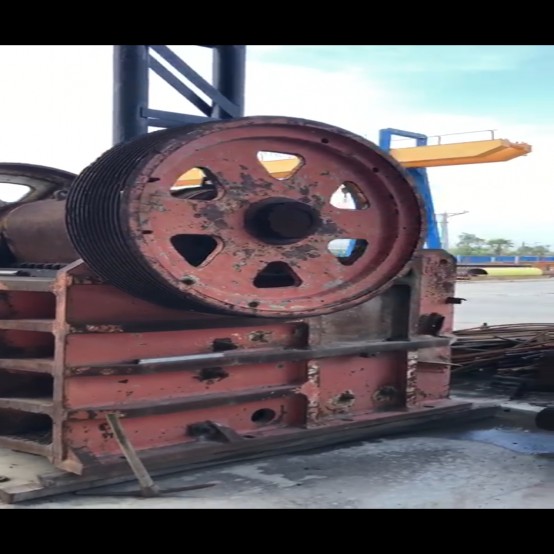 Cedar Rapids 30 in. x 42 in. Jaw Crusher
