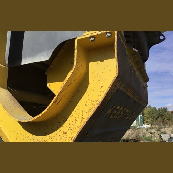 Keestrack R5 Destroyer 1112-S Tracked Mobile Impact Crusher Plant