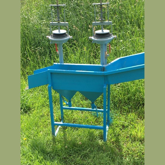 4 in. x 8 in. Mineral Jig