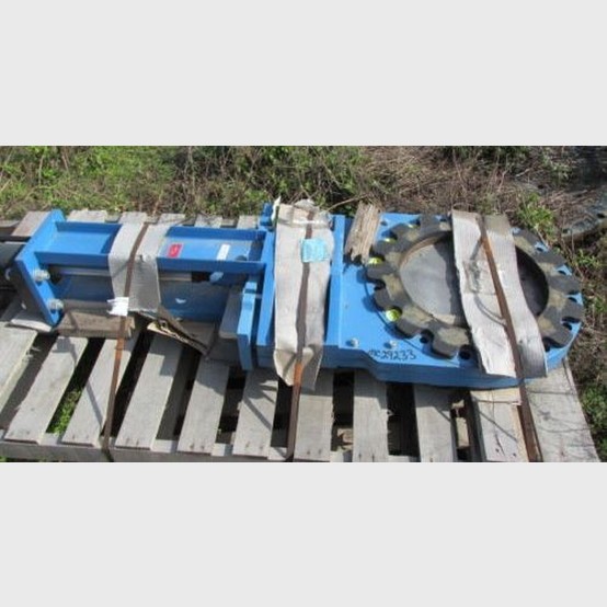 Newcon knife gate valve supplier worldwide | New Newcon 18 inch Knife ...