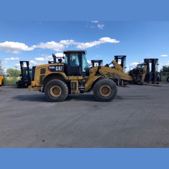 CAT 950M Wheel Loader