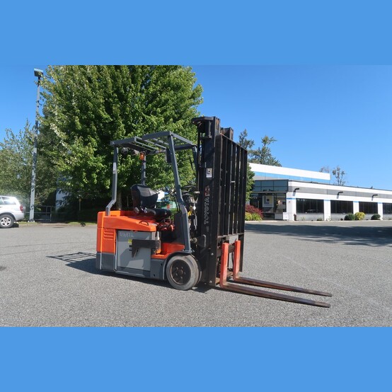 Toyota 4000 lb. Forklift