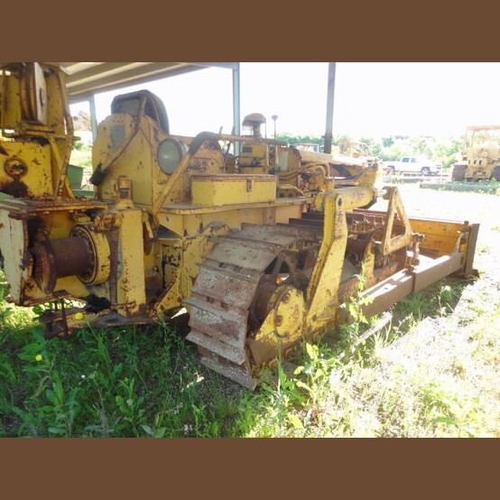 Antique CAT D4 Crawler Tractor