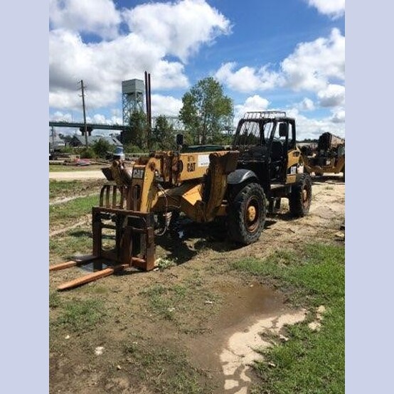 Caterpillar TH560B Telehandler