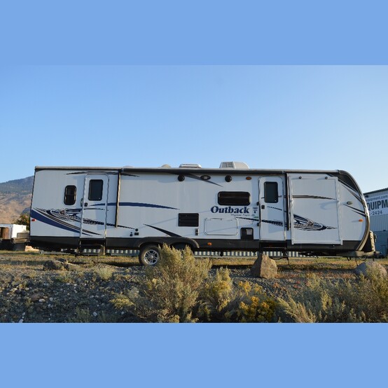 Outback 35 ft. Dual Slide Travel Trailer